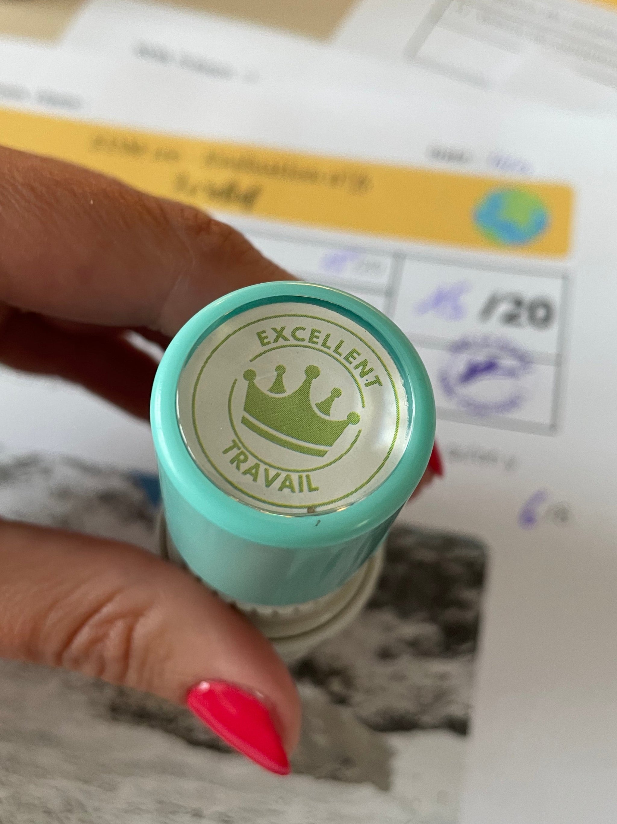 Tampon auto-encreur 01 - Excellent travail